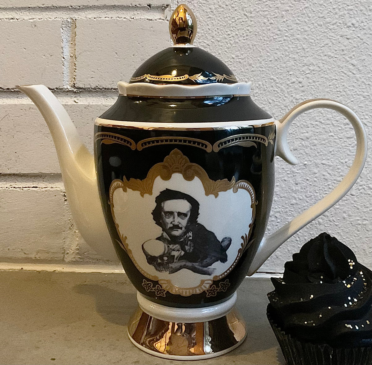 Edgar Allan Poe Tea Set, 11 pieces, Black, green, pink, blue or white ...