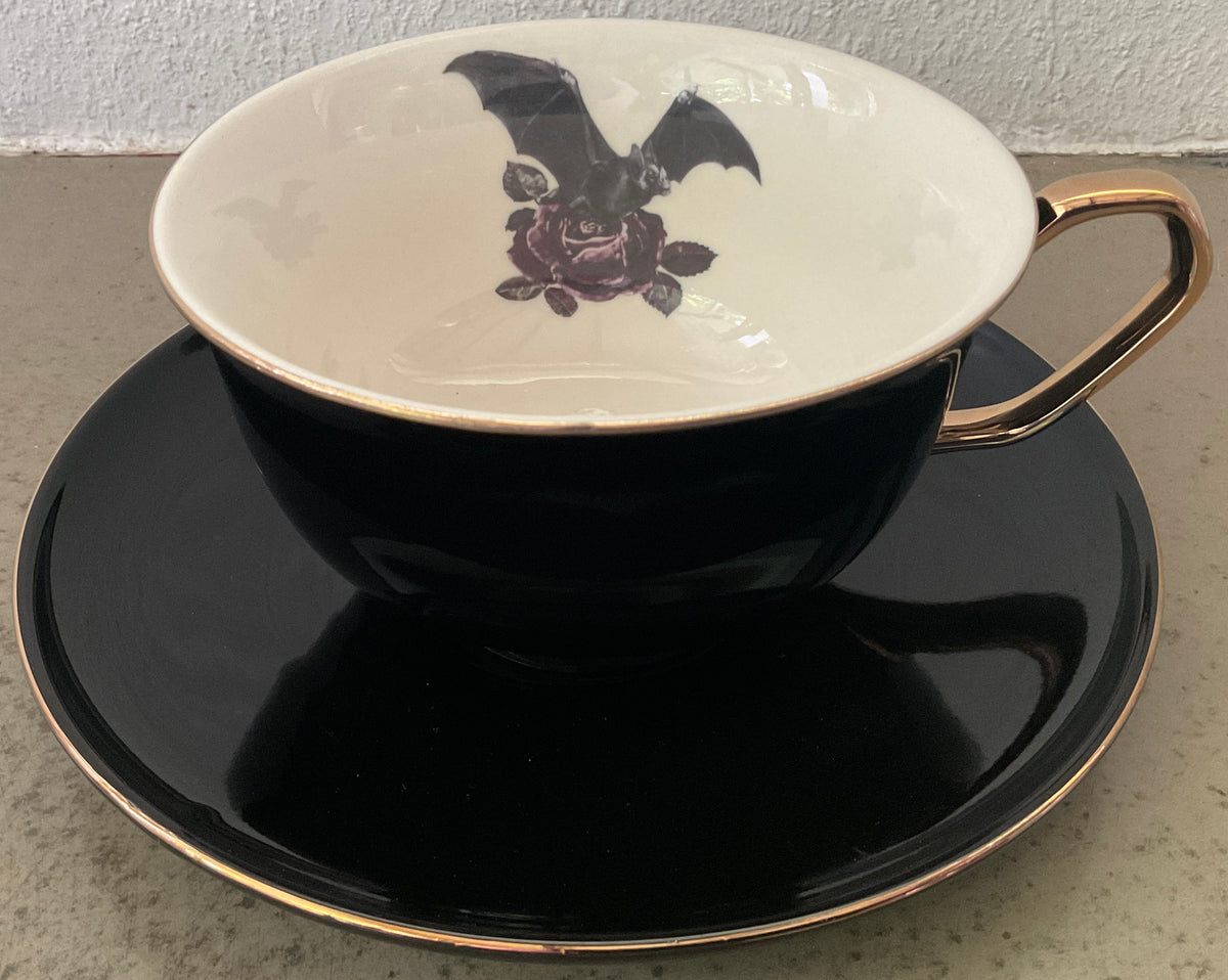 Large Capacity Bat Cup and Saucer Set (14 oz) – Angioletti Designs